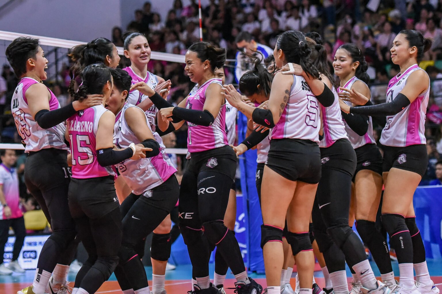 Akari shocks Creamline for historic first win in Premier Volleyball ...